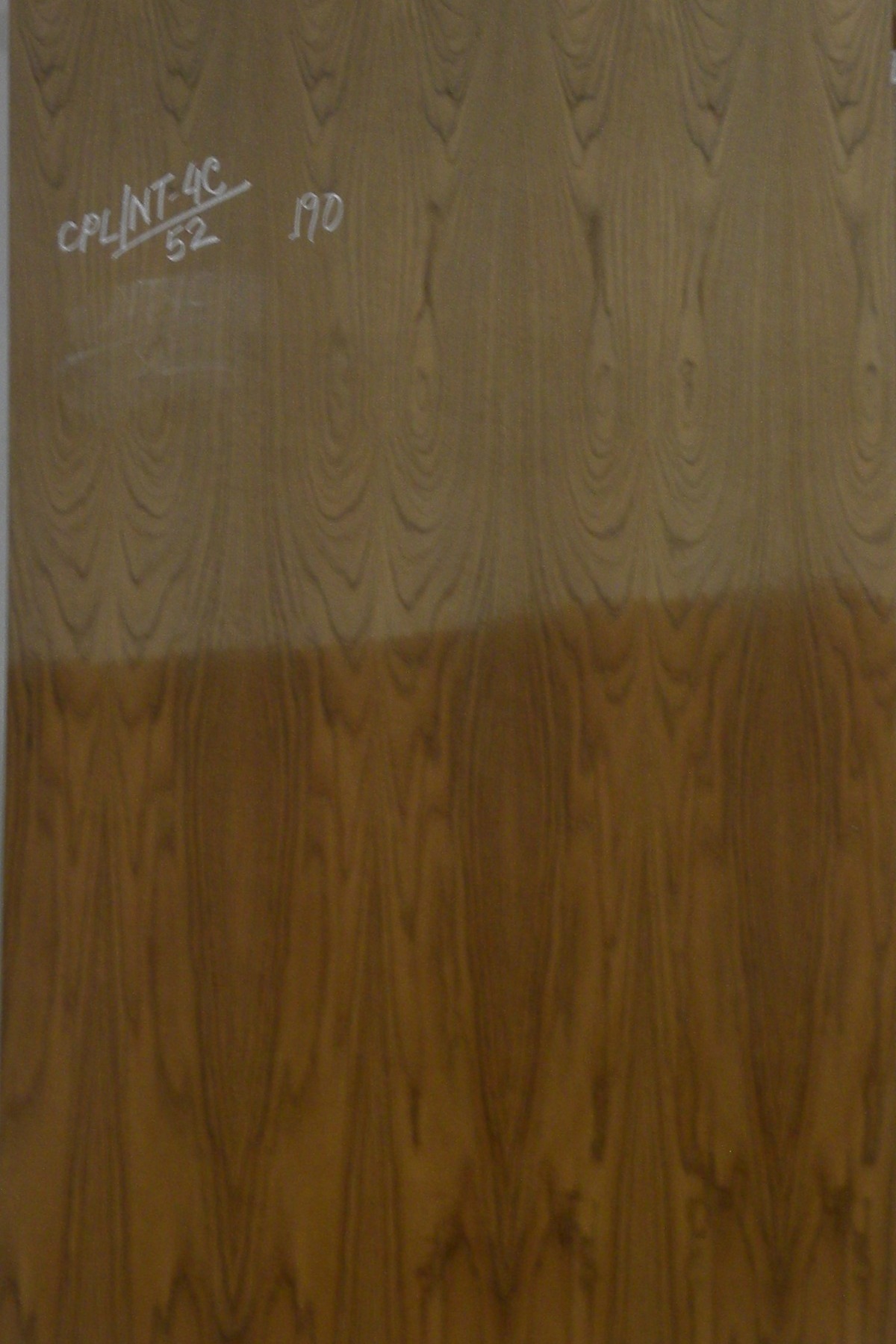 CPL Veneer has 1000+ Natural Teak & Oak Veneers Species Group